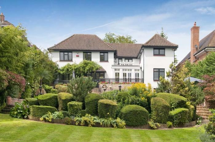 Manoj Malde Garden Design | Hertfordshire