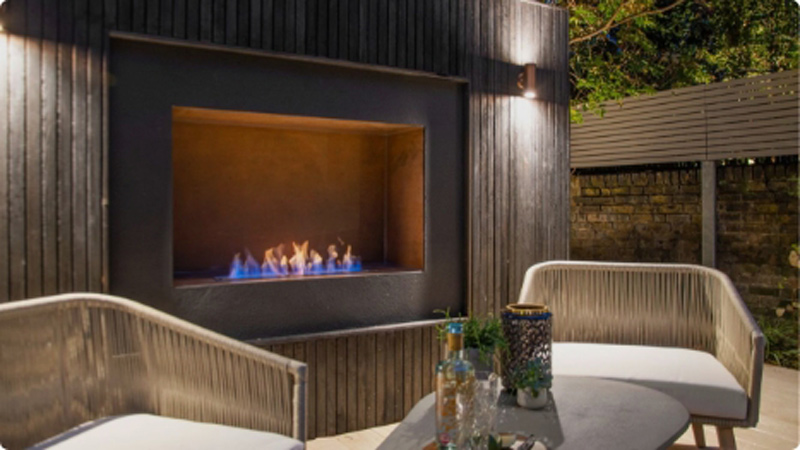 London Stone: Paving, Tiles, Decking, Garden Furniture & More.