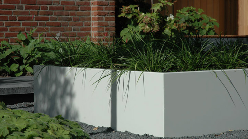 London Stone: Paving, Tiles, Decking, Garden Furniture & More.