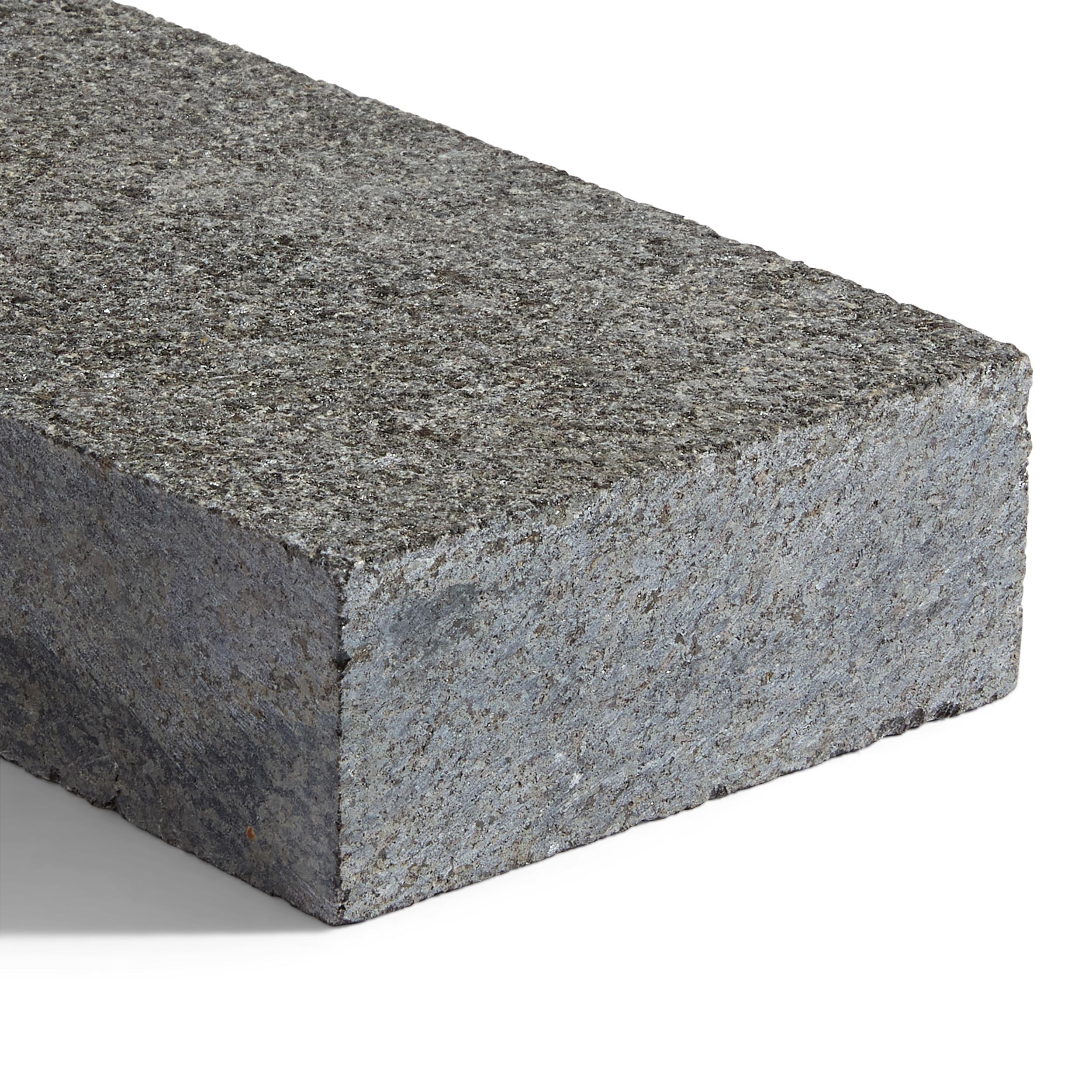 Sawn Black Granite | Setts | London Stone